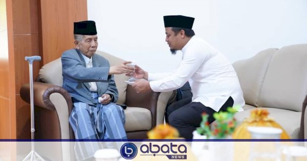 Sosok Almarhum AGH Sanusi Baco di Mata Andi Sudirman