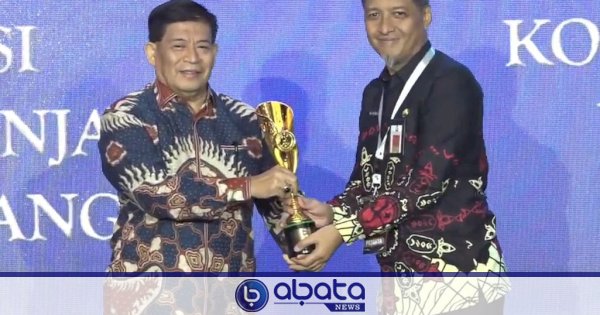 Pemkot Makassar Raih Predikat Kota Terinovatif di Ajang IGA 2024